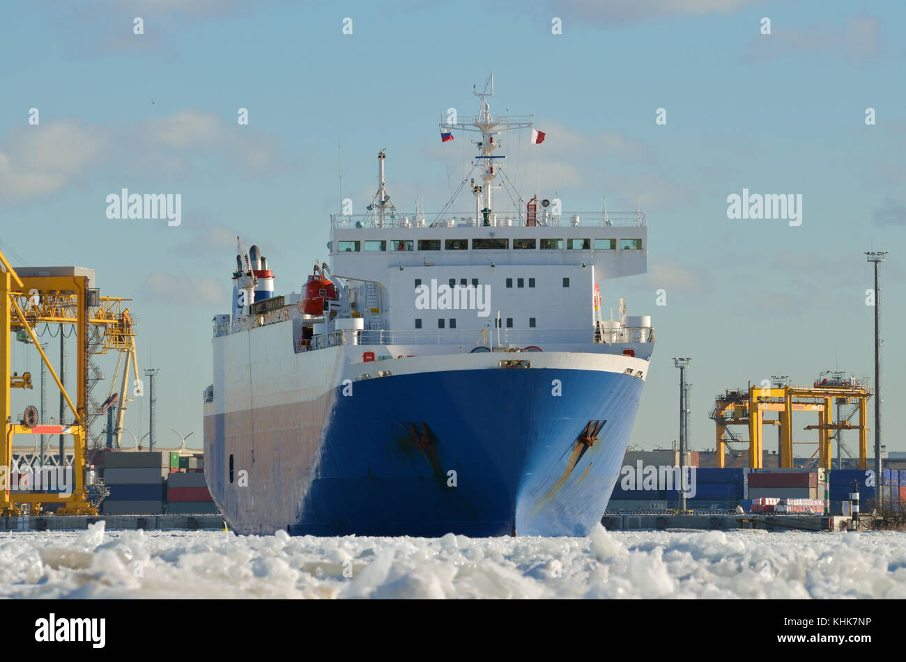 The loaded vessel leaves port isleduetsya its route Stock Photo - Alamy