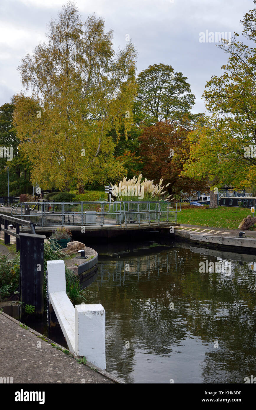 Abingdon Lock & The River Thames; Abingdon-on-Thames, Oxfordshire Stock ...