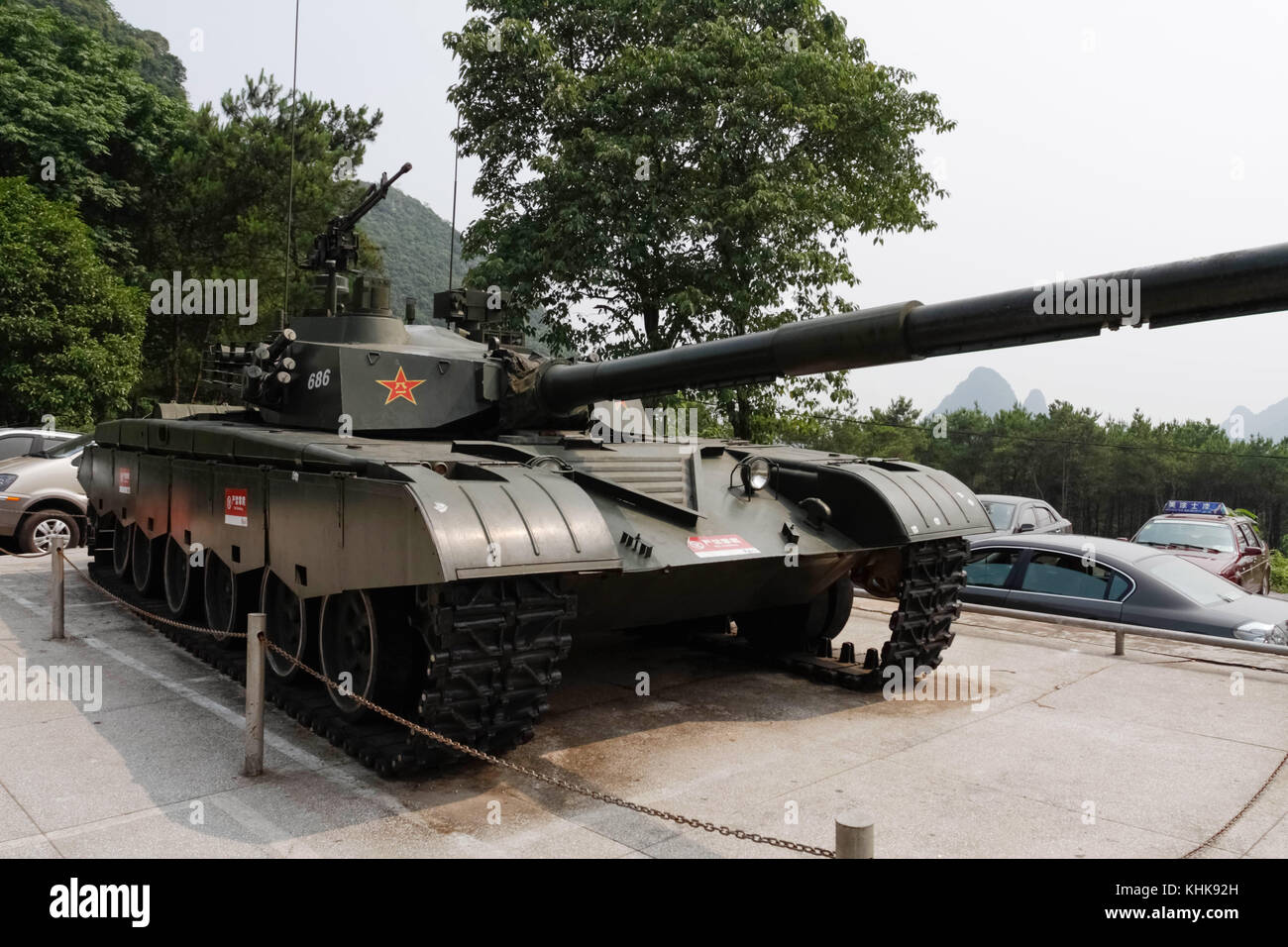 Chinese battle tank Stock Photo - Alamy