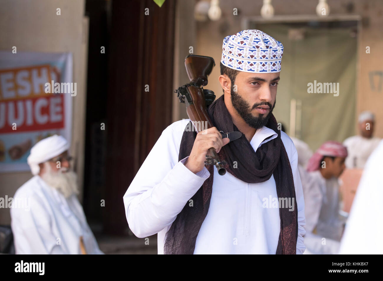 Arab weapon hi-res stock photography and images - Alamy