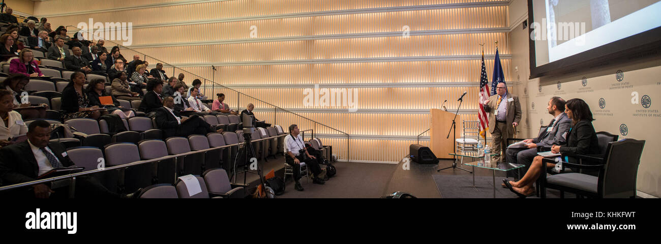 Usda representatives hi-res stock photography and images - Alamy