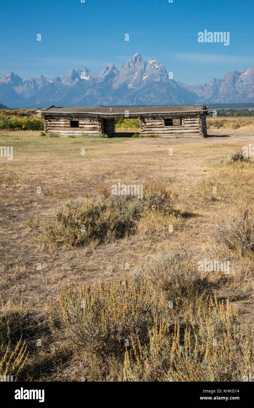 Cunningham cabin and ranch overlooking the Grand Teton National Park ...