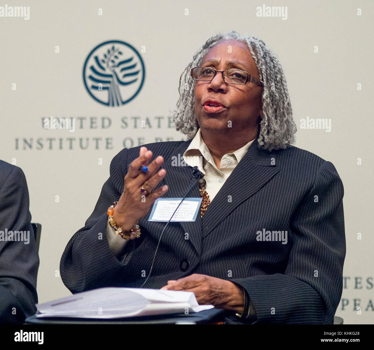 U s government accountability office hi-res stock photography and ...