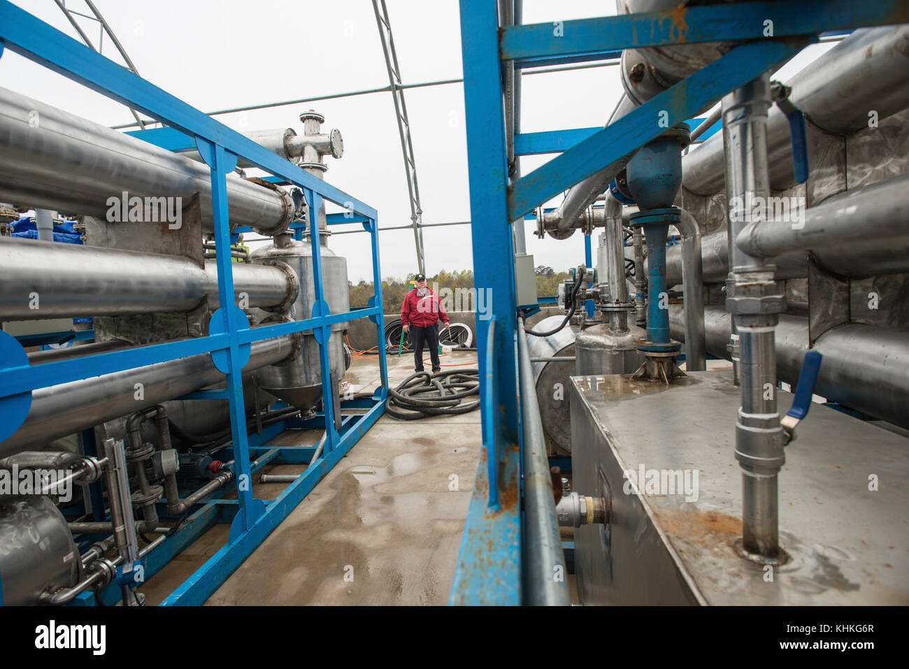 Weeks from completion, a methane reactor with endothermic gasifier ...