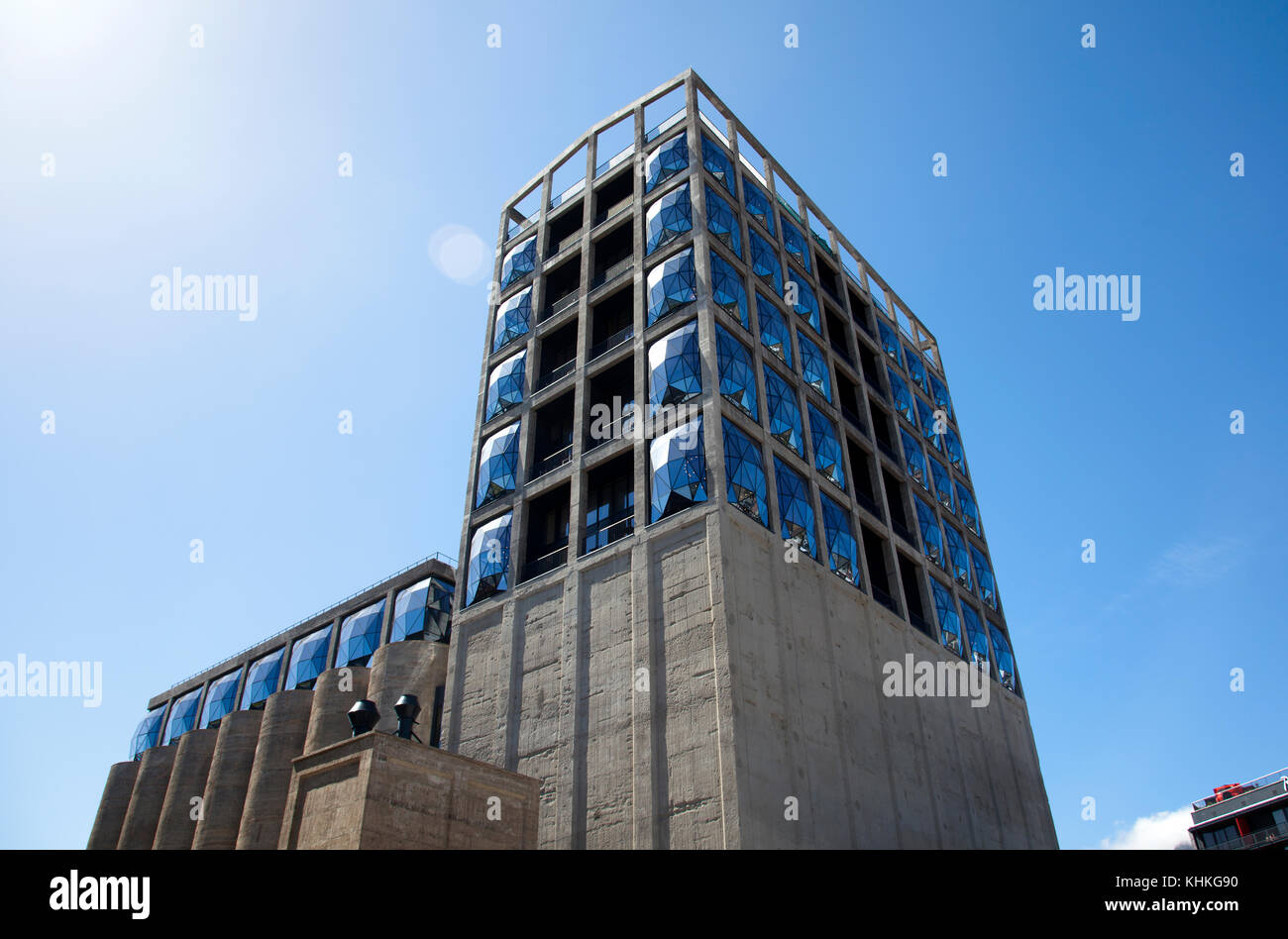 Zeitz mocaa museum hi-res stock photography and images - Alamy