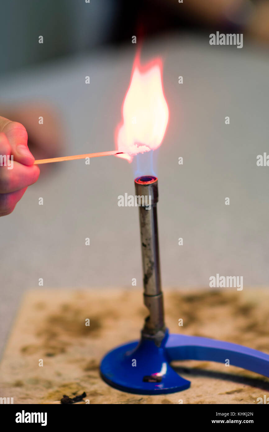Bunsen burner flame hi-res stock photography and images - Alamy