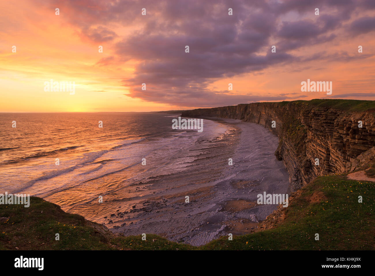 Nash Point near St Donats, Mid Glamorgan (Glamorgan Heritage Coast ...