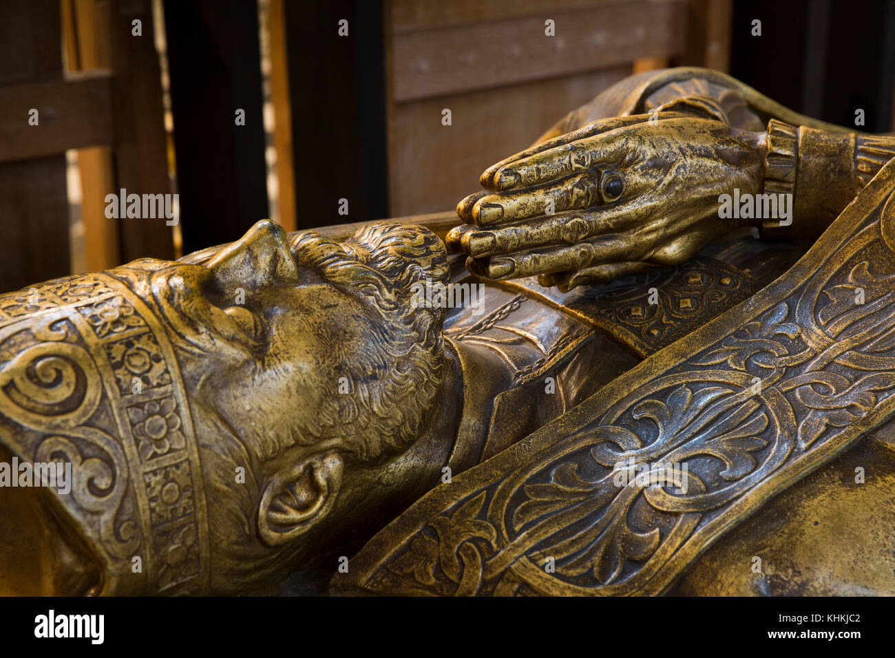 UK, London, Southwark Cathedral, Choir, effigy of Edward Talbot first ...