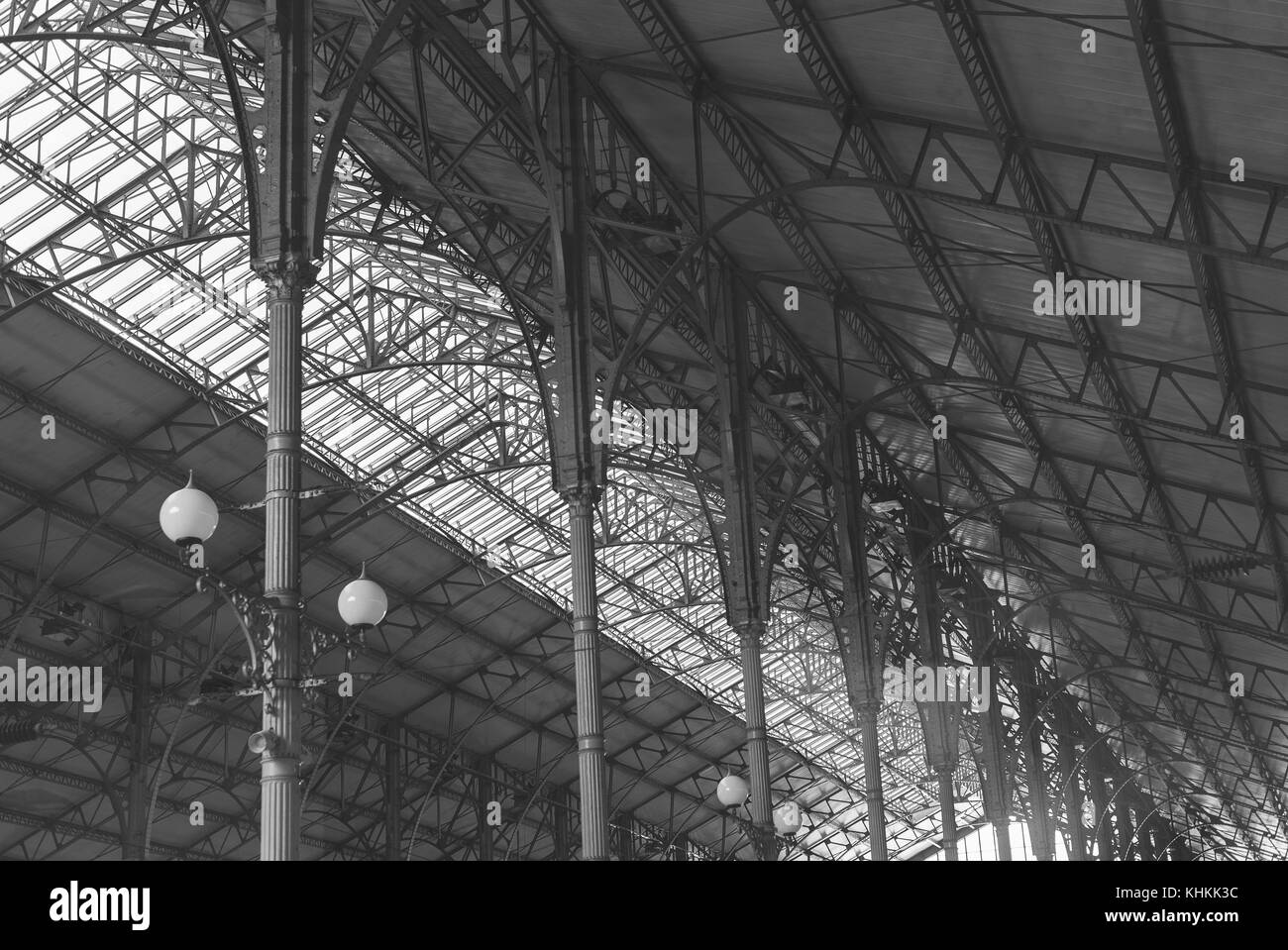 Roof of train station terminal in Lisbon, Portugal Stock Photo - Alamy