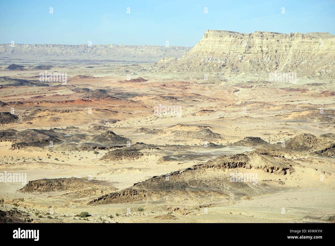 Crater Ramon in Negev desert, Israel Stock Photo - Alamy