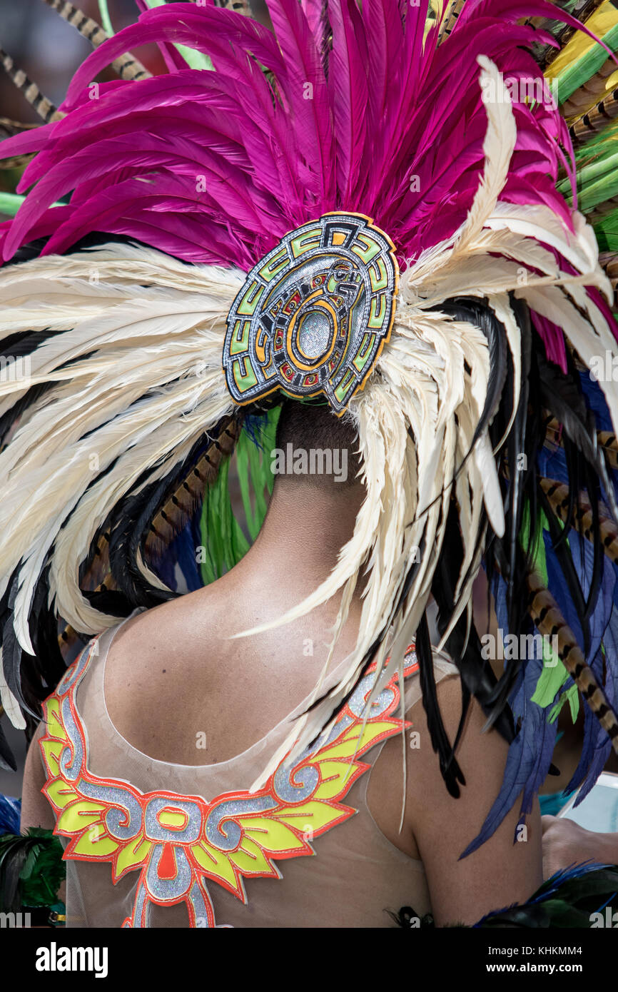 Mexican traditional indigenous head dress closeup details Stock Photo ...