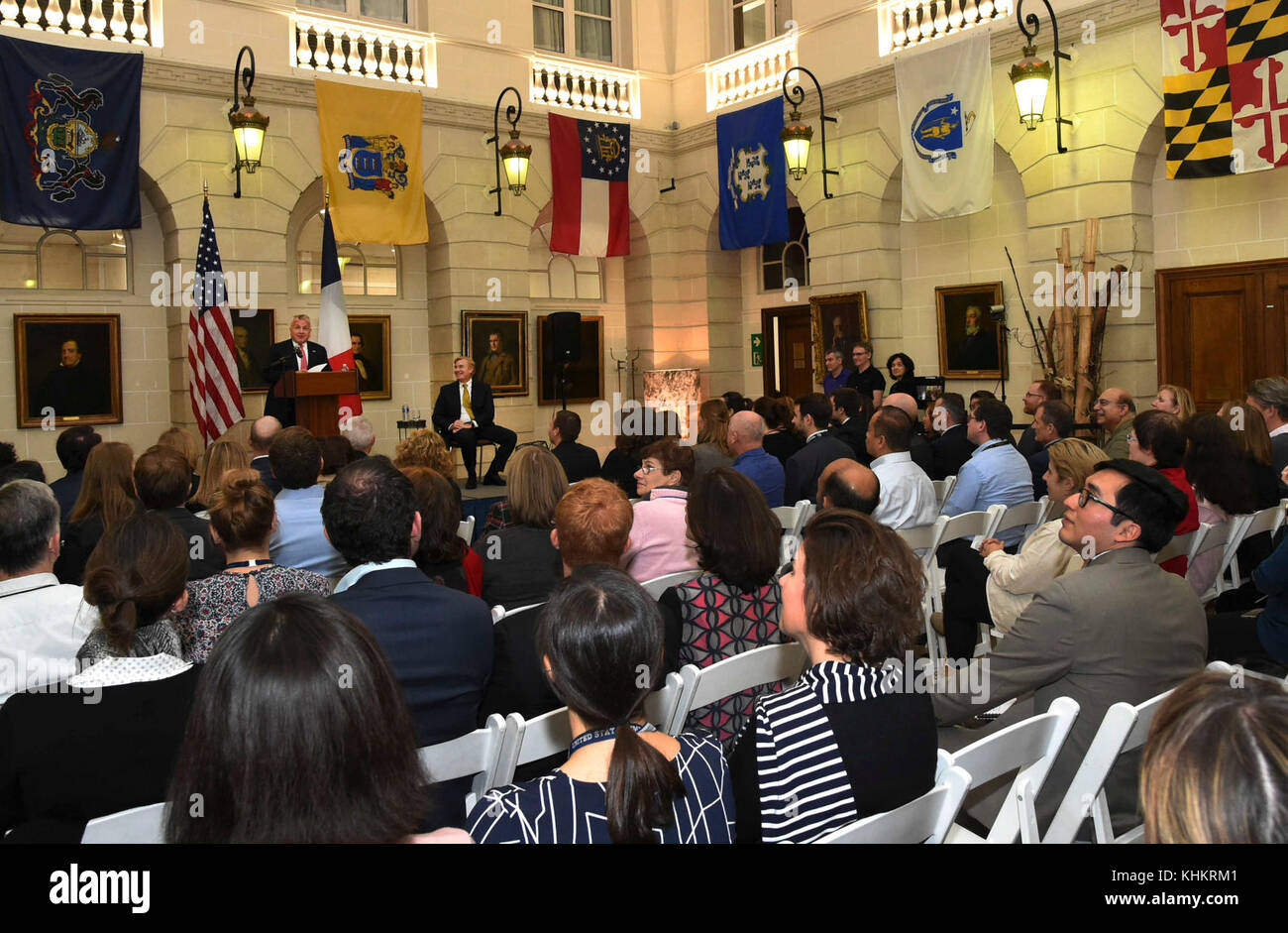 Embassy of the united states paris hi-res stock photography and images ...