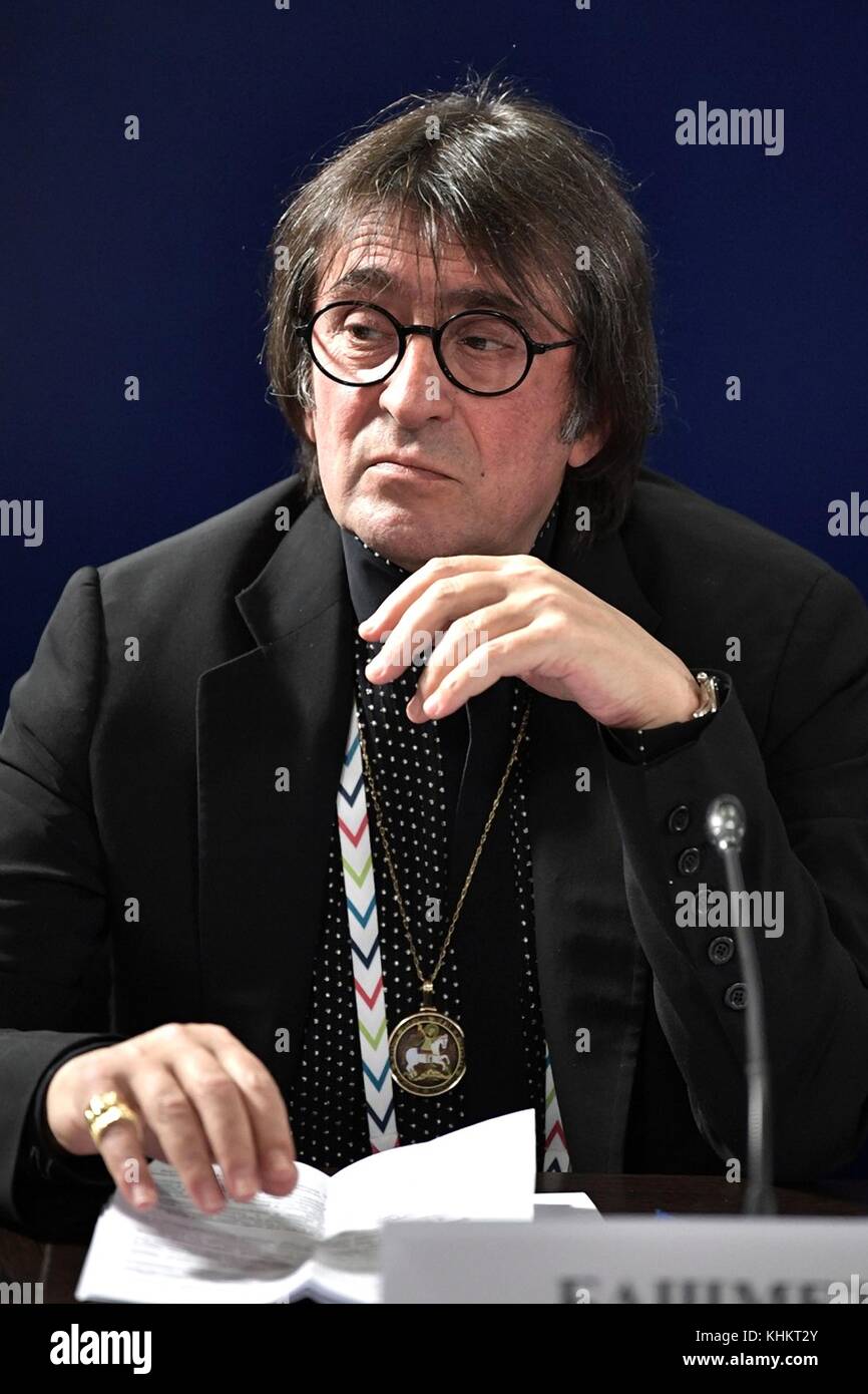 Yuri bashmet hi-res stock photography and images - Alamy