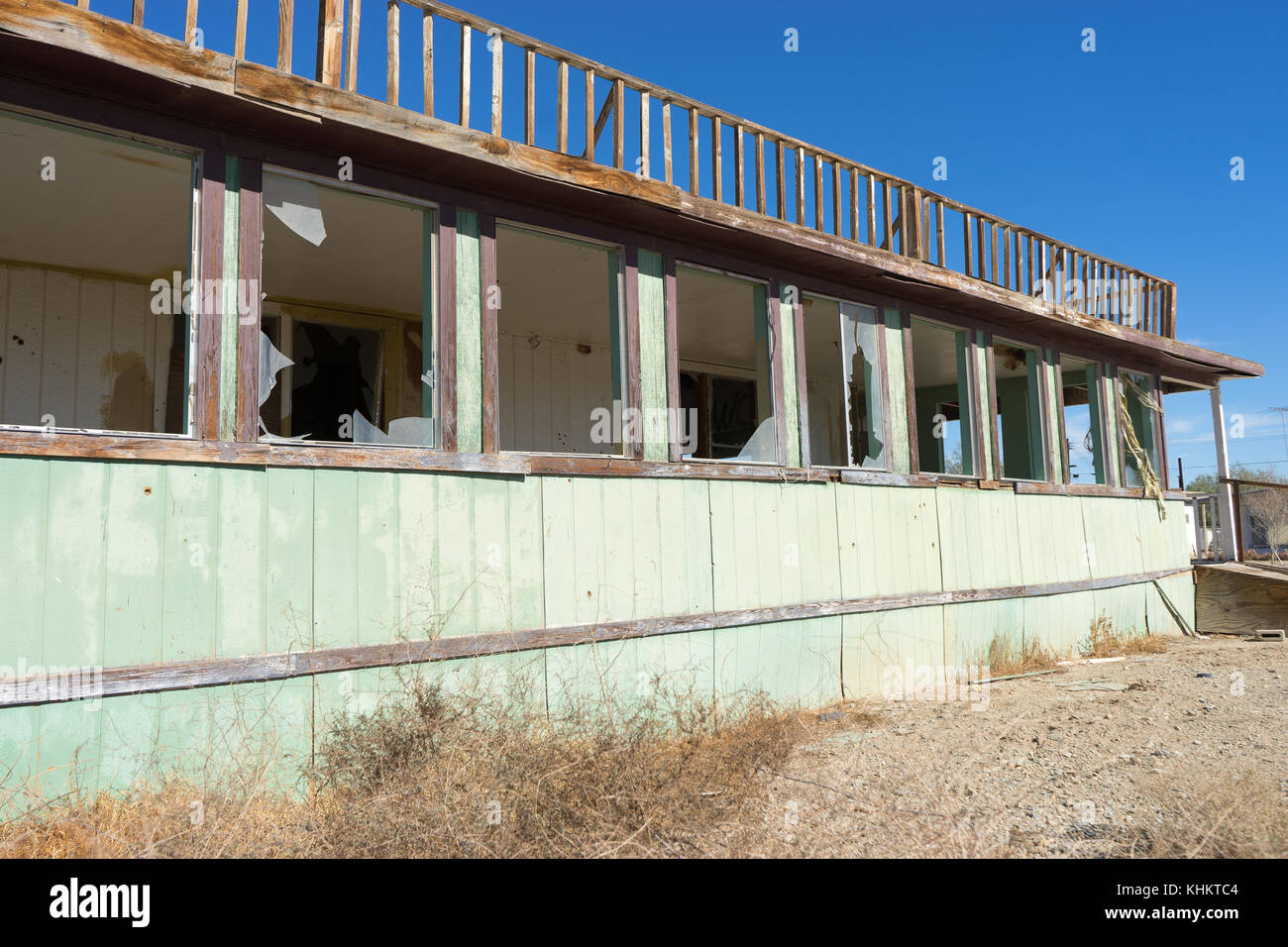 Smashed house hi-res stock photography and images - Alamy