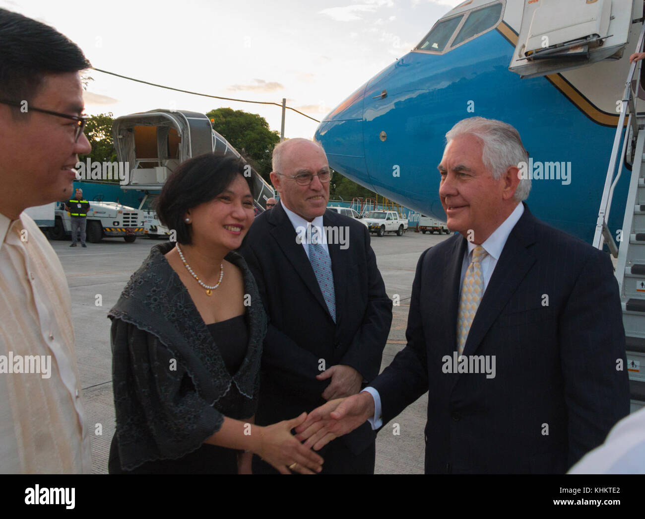 Secretary foreign affairs philippines hi-res stock photography and ...