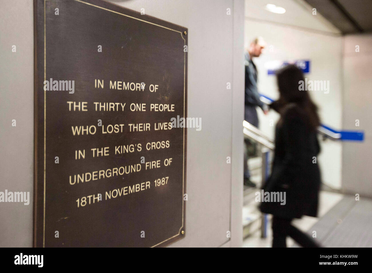 Kings cross fire 1987 hi-res stock photography and images - Alamy