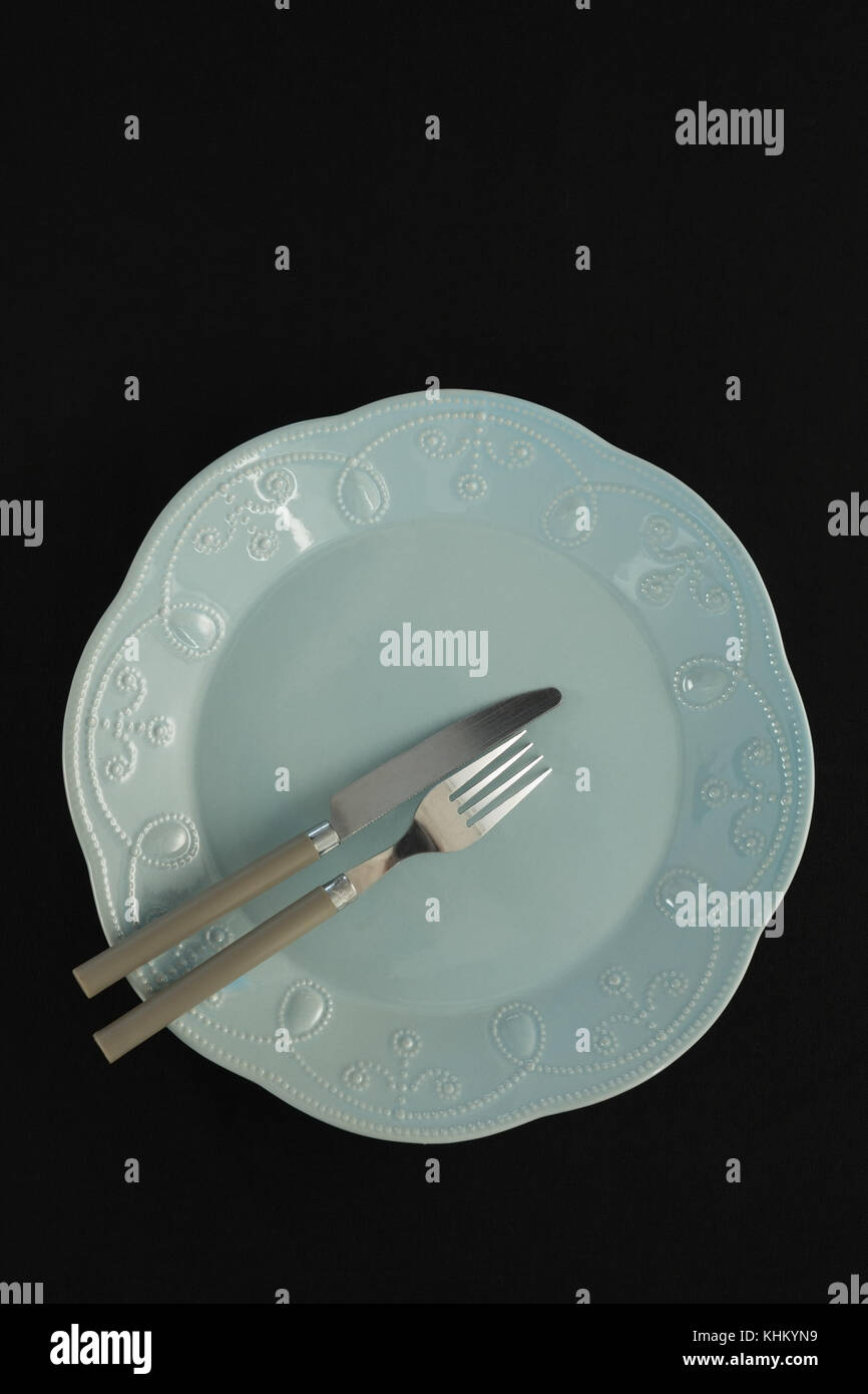 Black table setting hi-res stock photography and images - Alamy