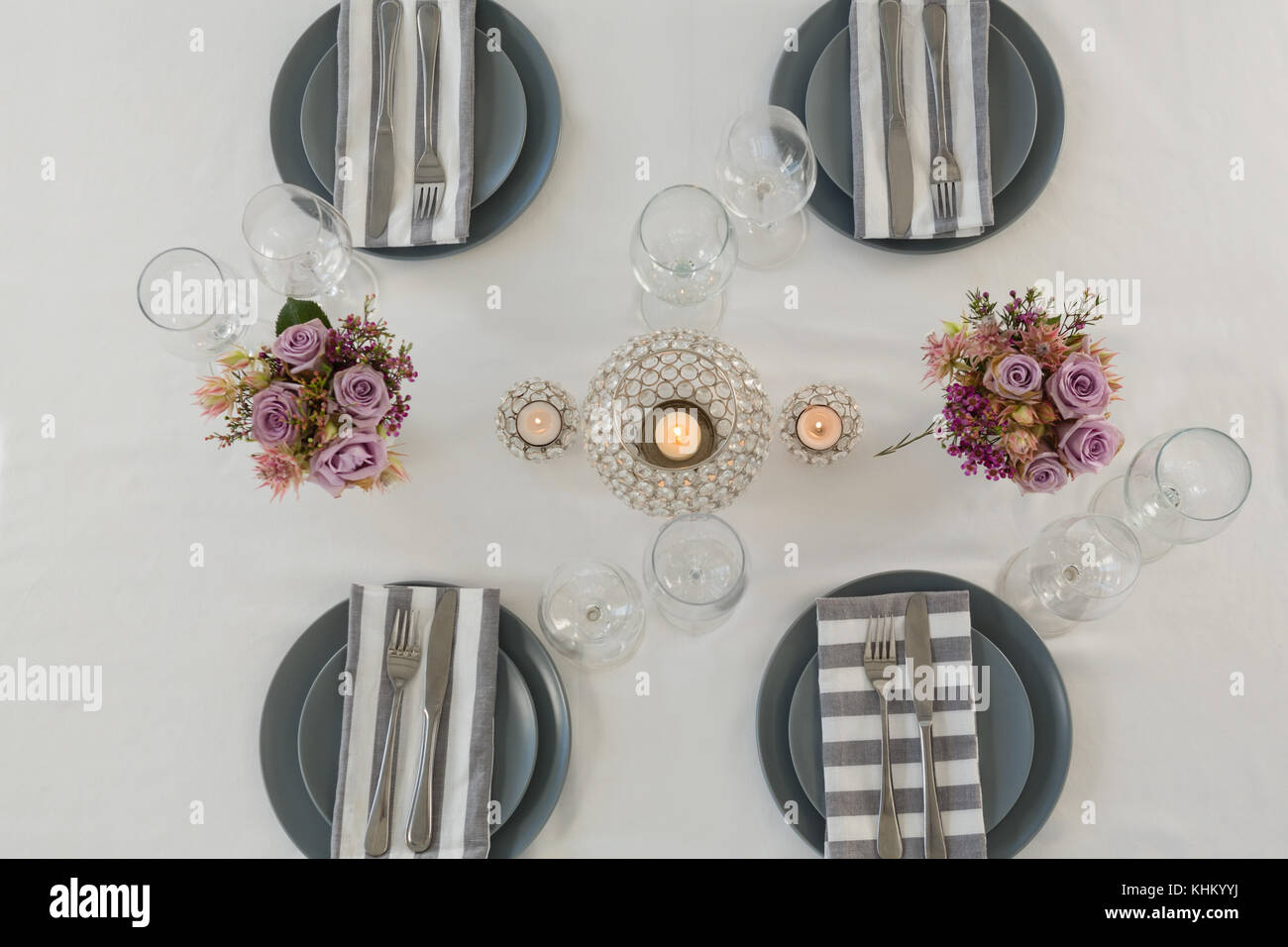 Beautiful table setting hi-res stock photography and images - Alamy