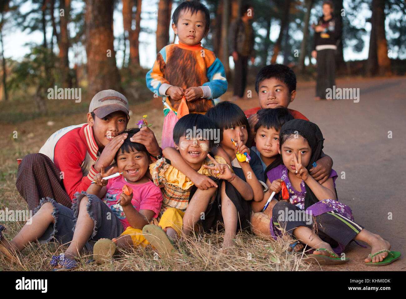 Myanmar school war hi-res stock photography and images - Alamy