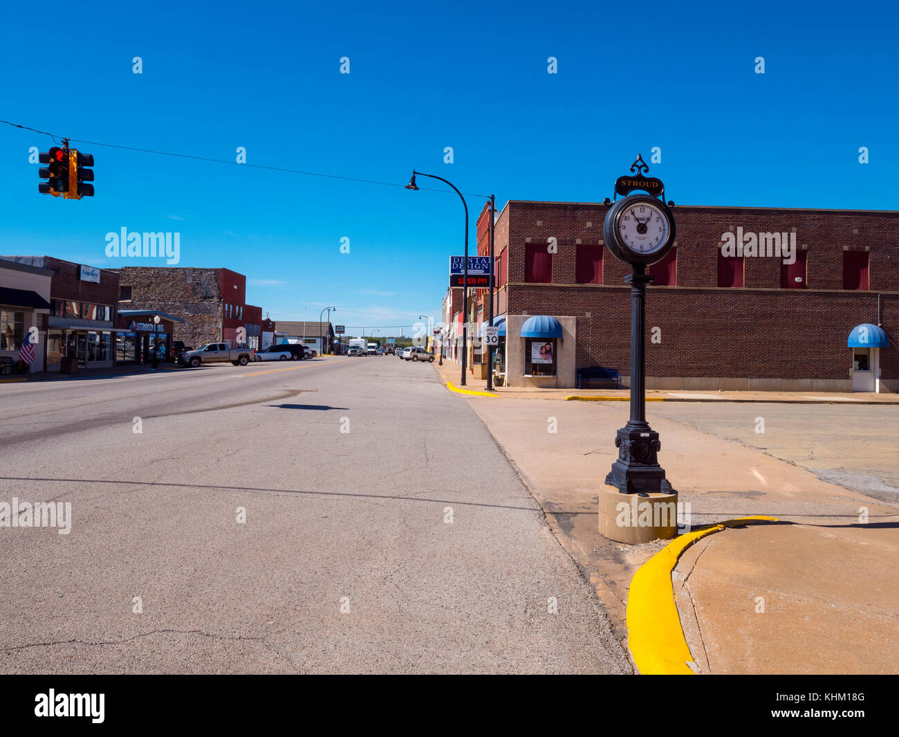 Stroud town center hi-res stock photography and images - Alamy