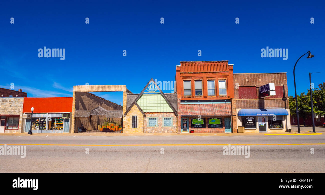Stroud town center hi-res stock photography and images - Alamy
