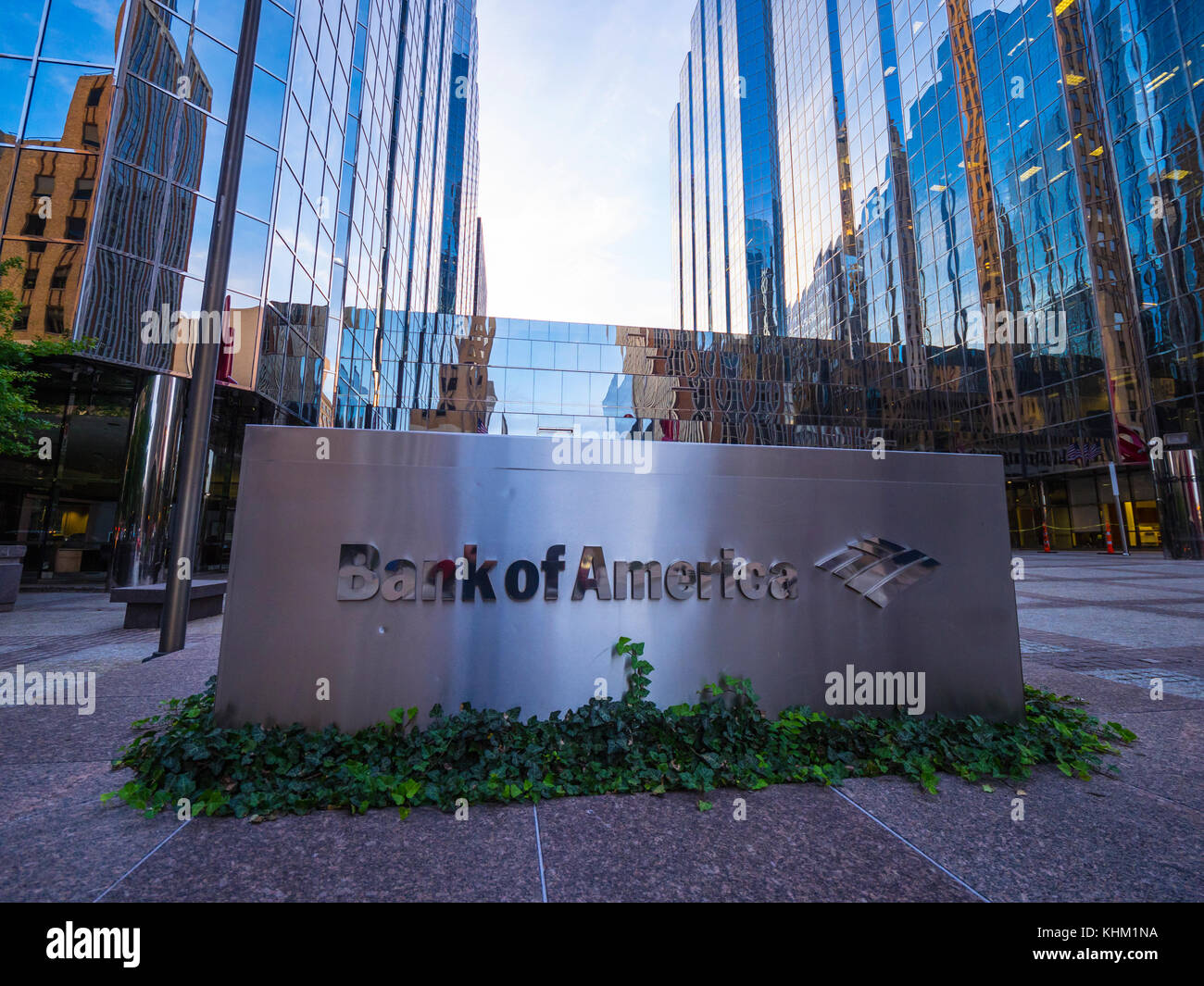 Modern Office buidlings of Bank of America in Oklahoma City - OKLAHOMA ...