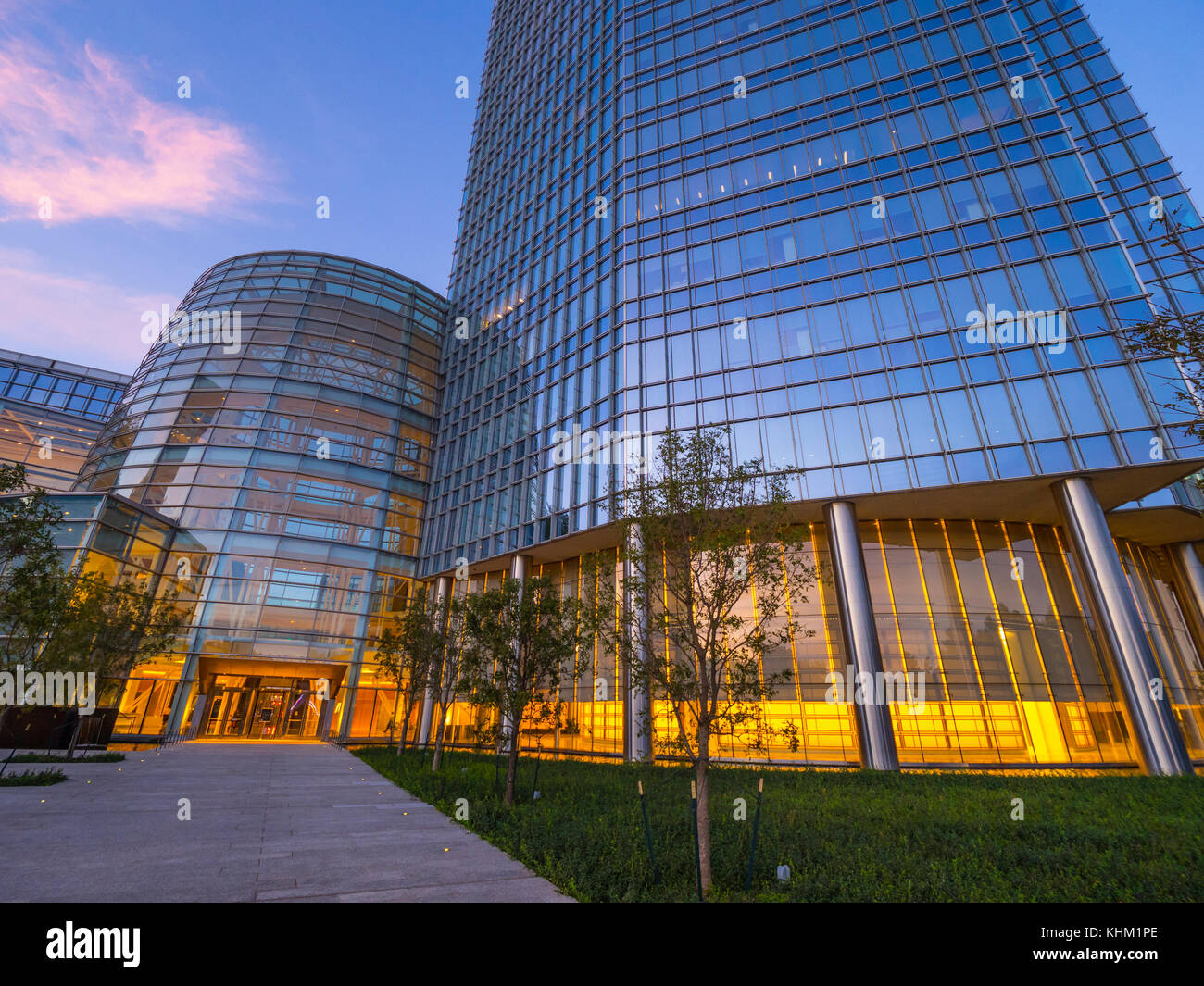 Devon Energy Tower in Oklahoma City - OKLAHOMA CITY / OKLAHOMA ...
