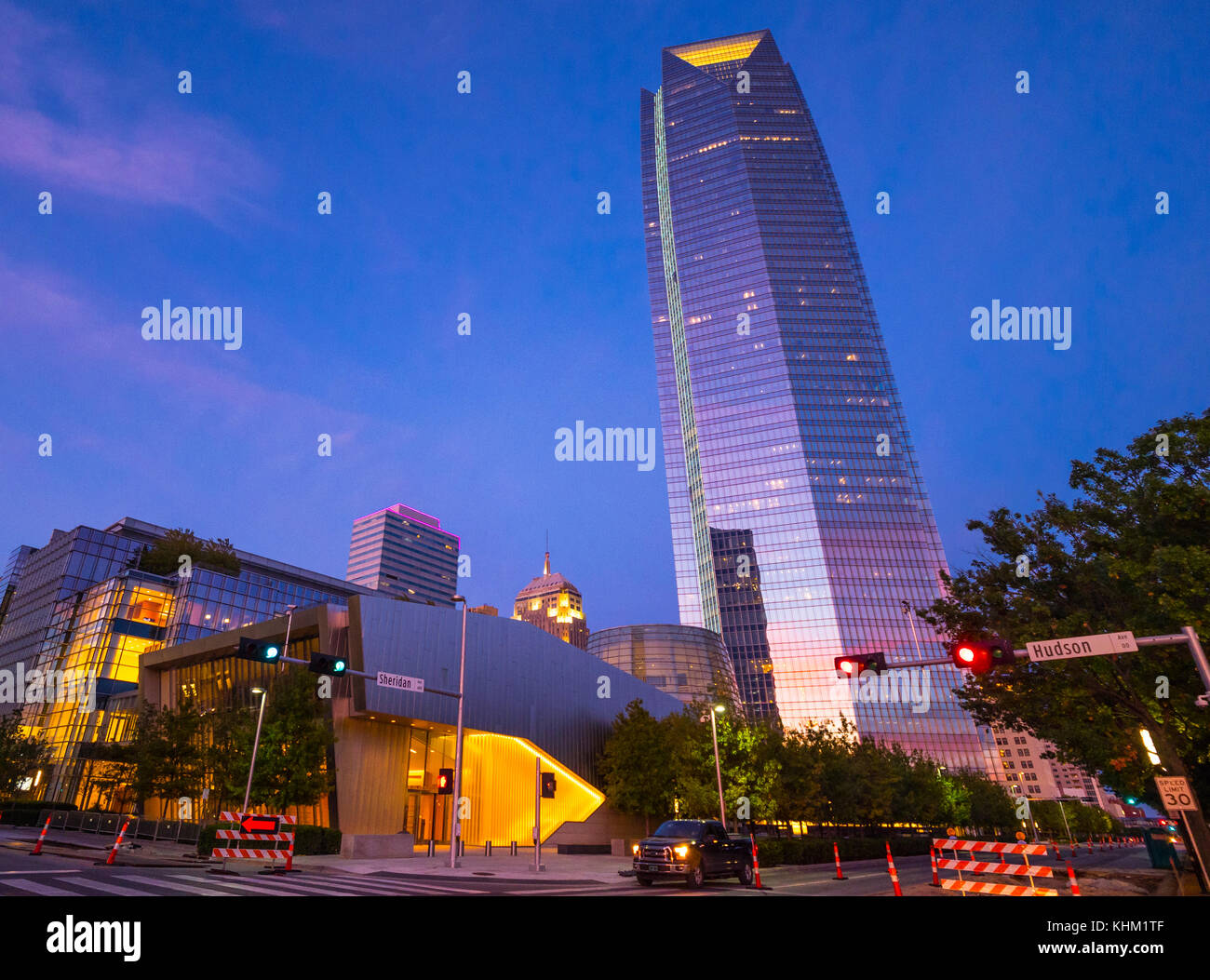 Devon Energy Tower in Oklahoma City - OKLAHOMA CITY / OKLAHOMA ...