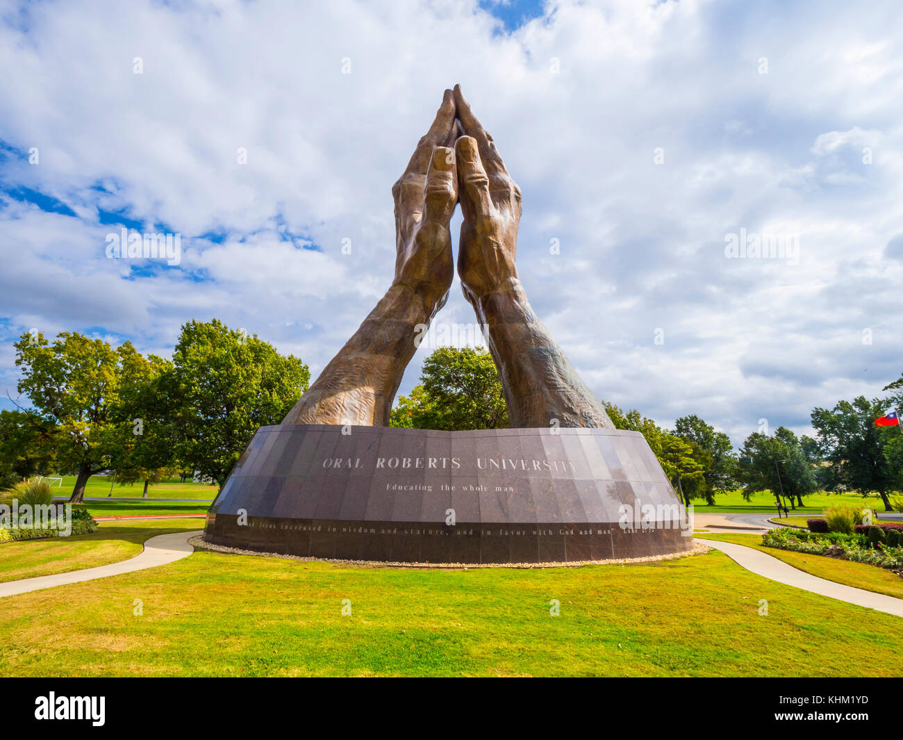 Huge praying hands sculpture at Oral Roberts University in Oklahoma ...
