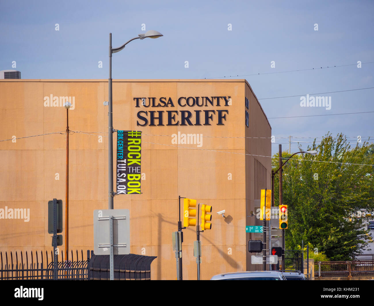 Tulsa County Sheriff building in downtown - TULSA / OKLAHOMA - OCTOBER ...