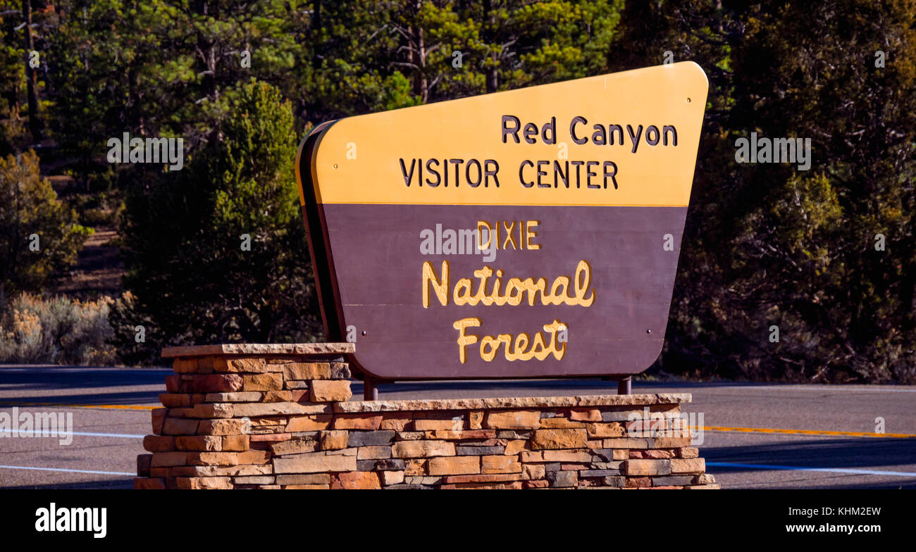 Red Canyon visitior center in Utah - RED CANYON / UTAH - OCTOBER 24 ...