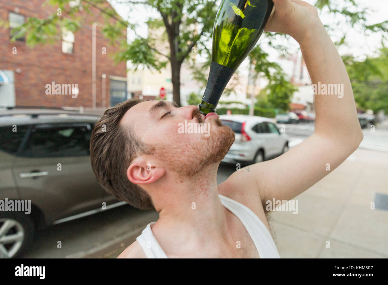 Man drinking champagne hi-res stock photography and images - Alamy