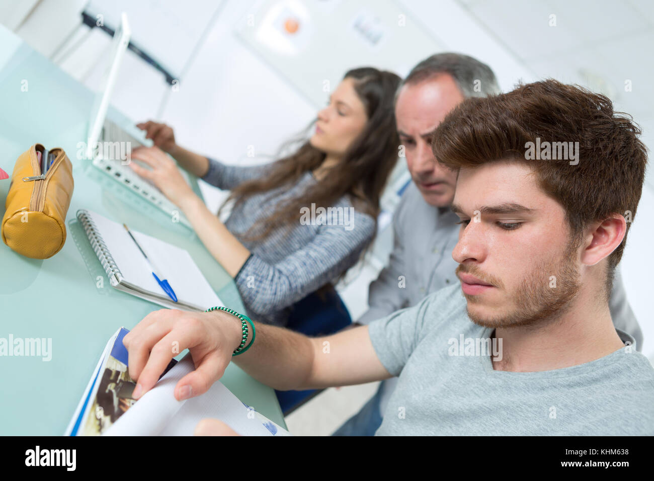 students in class Stock Photo - Alamy