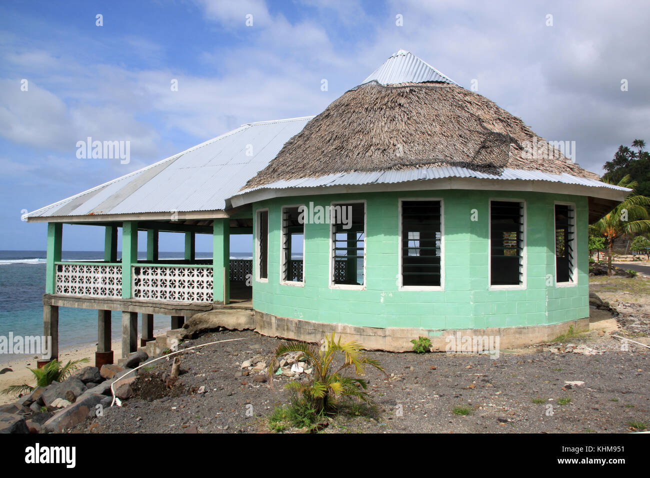 House fale building hi-res stock photography and images - Alamy