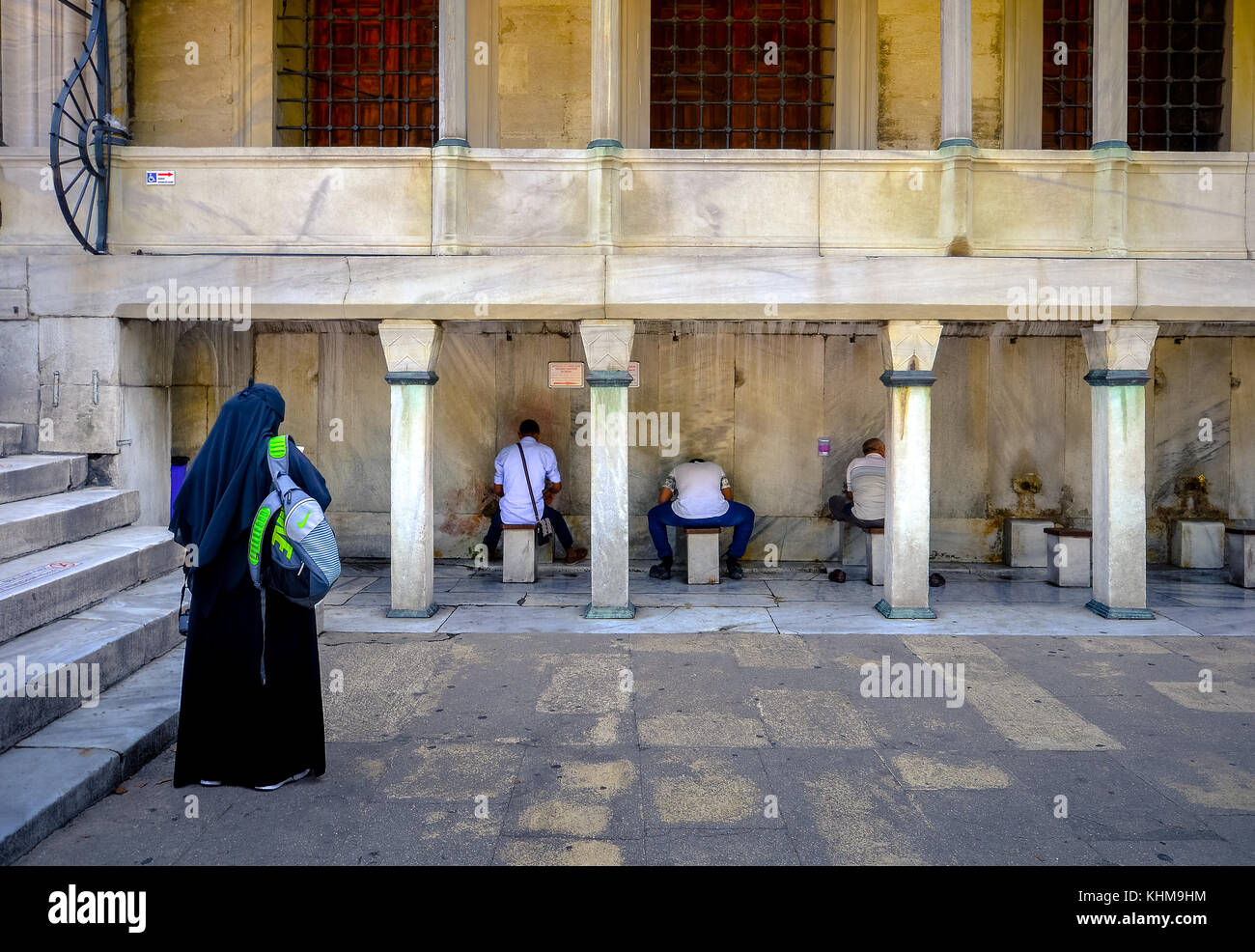 Muslim washing hands hi-res stock photography and images - Alamy