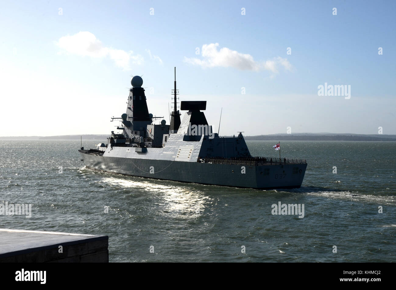 HMS Duncan, royal navy destroyer Stock Photo - Alamy