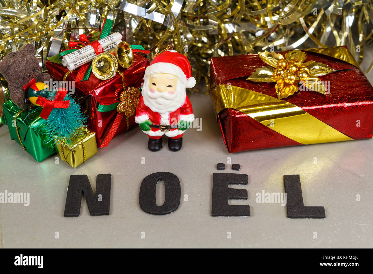 Letter to santa french hi-res stock photography and images - Alamy