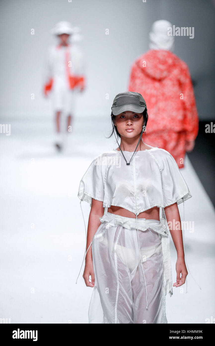 Shanghai Fashion Week S/S 2018 - AKCLUB - Catwalk Featuring: Model ...