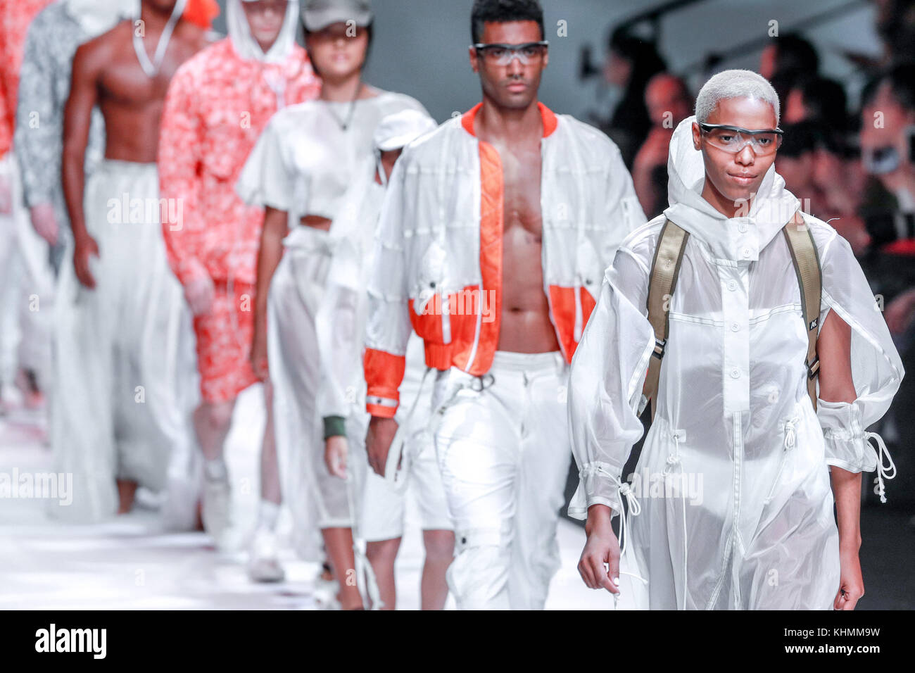 Shanghai Fashion Week S/S 2018 - AKCLUB - Catwalk Featuring: Model ...