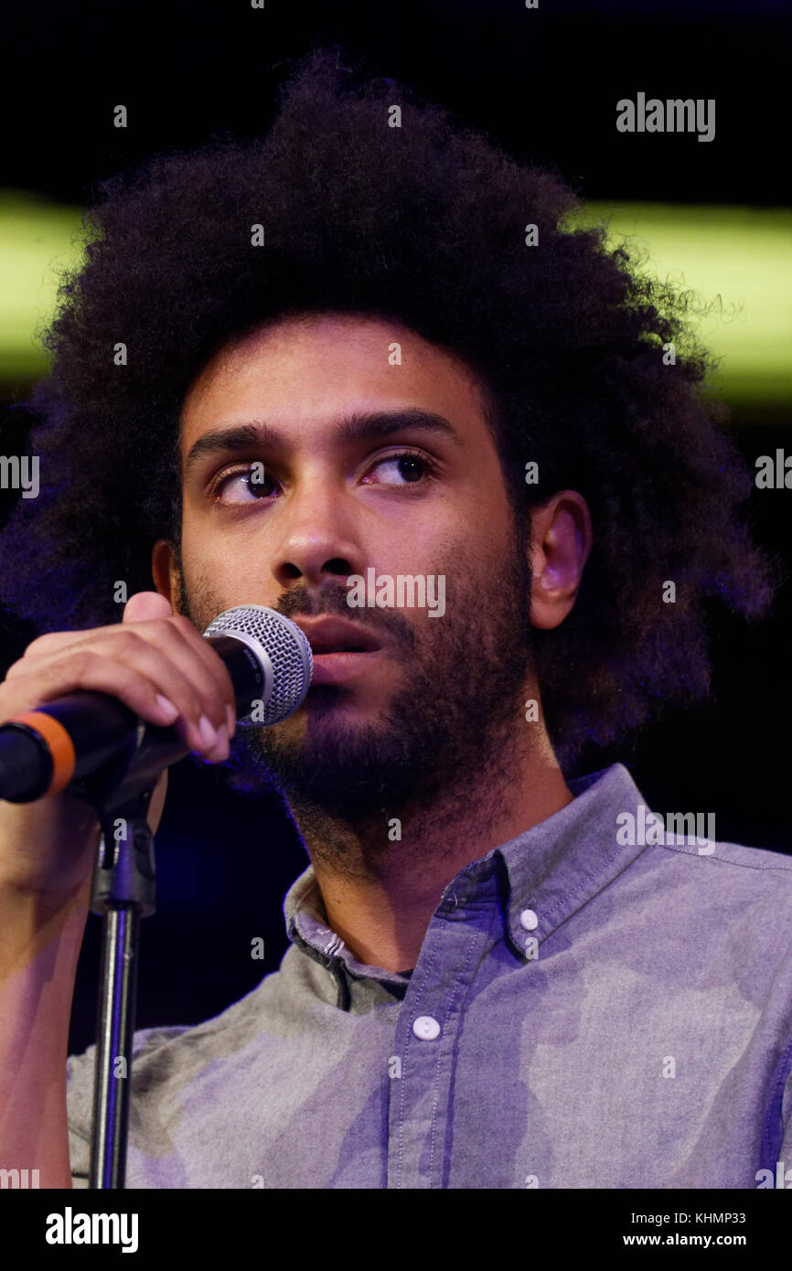 Paris, France.14th Nov, 2017.Solace Group performs in concert to ...