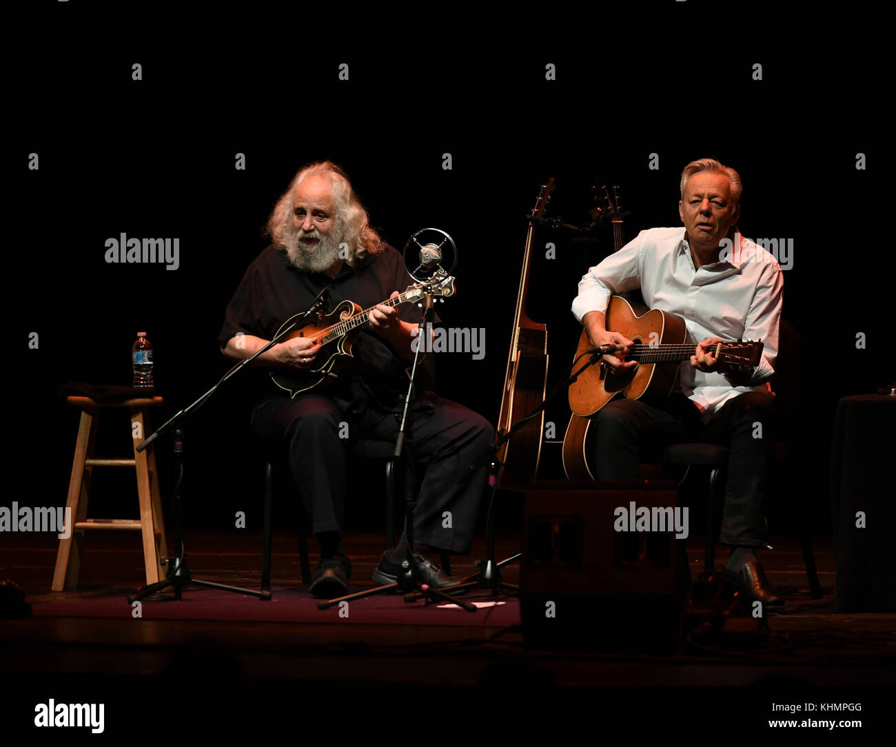 November 16, 2017 - Virginia Beach, VIRGINIA, USA - TOMMY EMMANUEL and ...