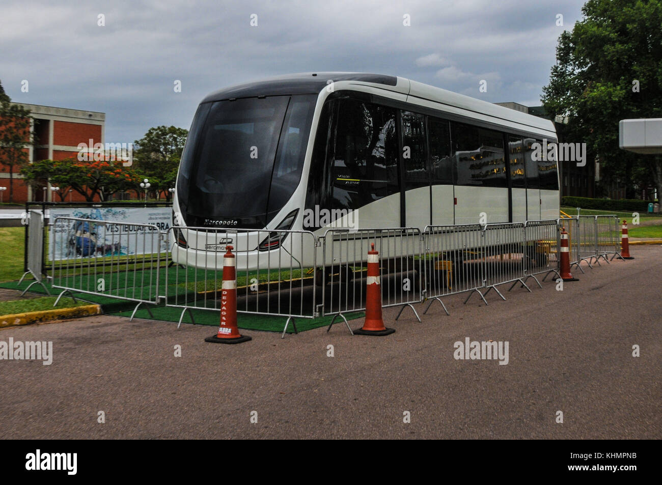 Canoas, Brazil. 17th Nov, 2017. Campus of ULBRA Canoas one of the cars ...