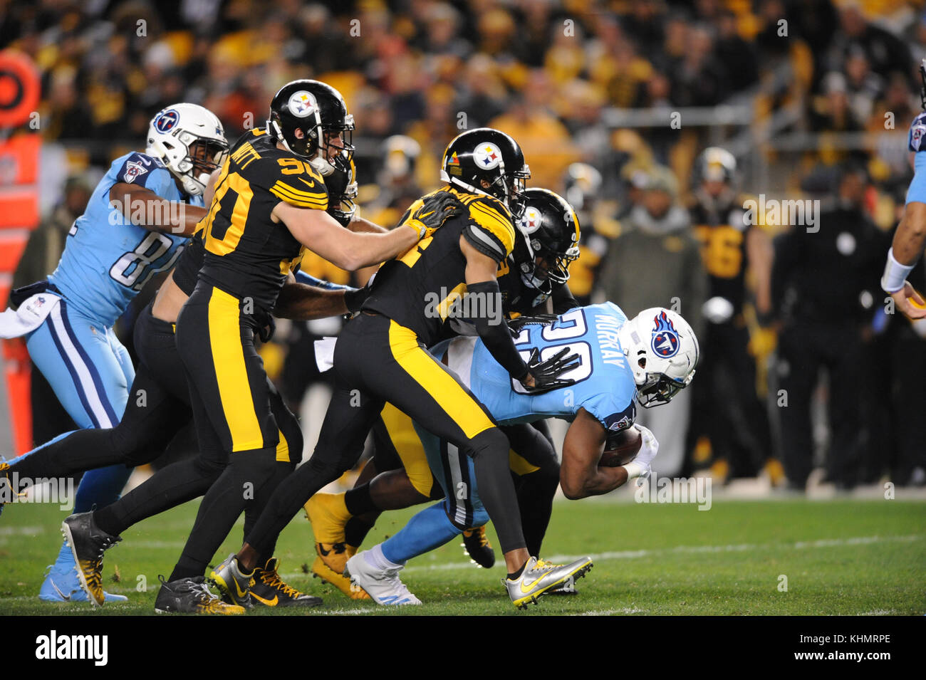 Tennessee titans defense hi-res stock photography and images - Alamy