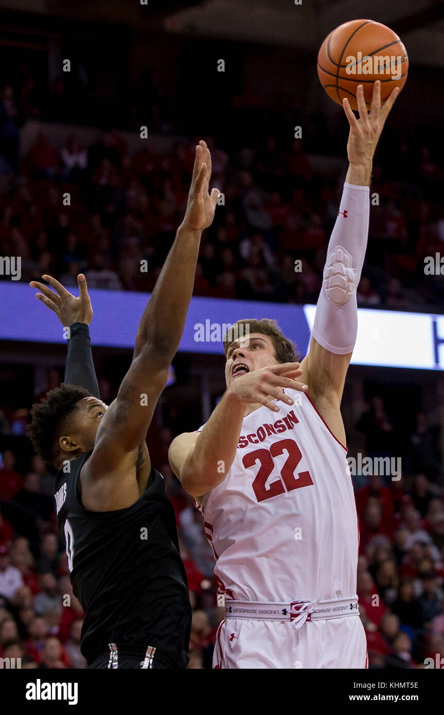 Madison, WI, USA. 16th Nov, 2017. Wisconsin Badgers forward Ethan Happ ...