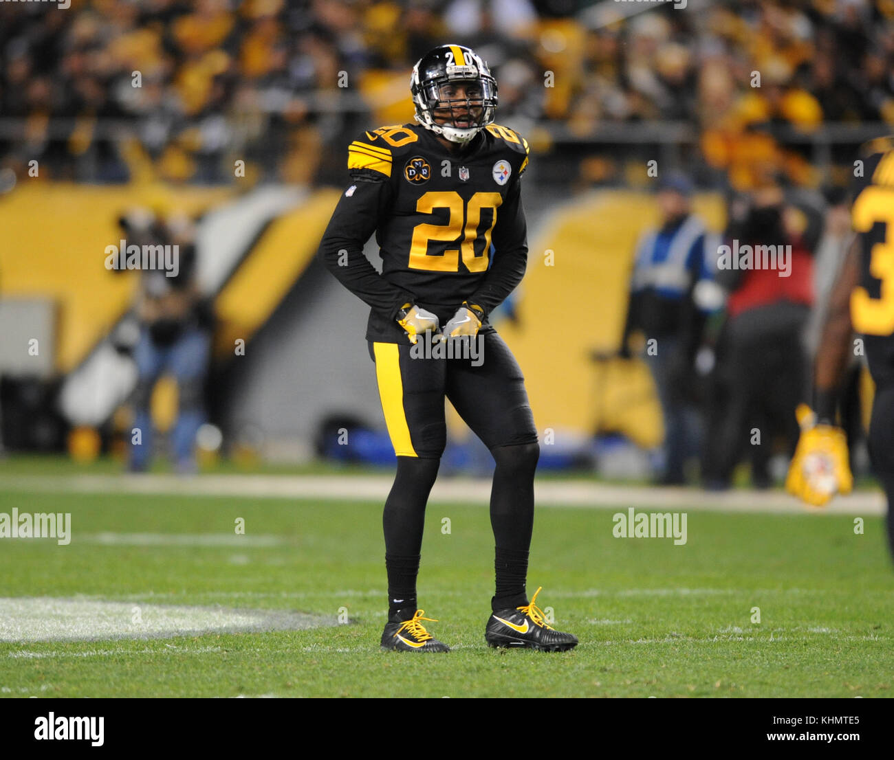 Nov 16th, 2017: Steelers Robert Golden #20 during the Tennessee Titans ...