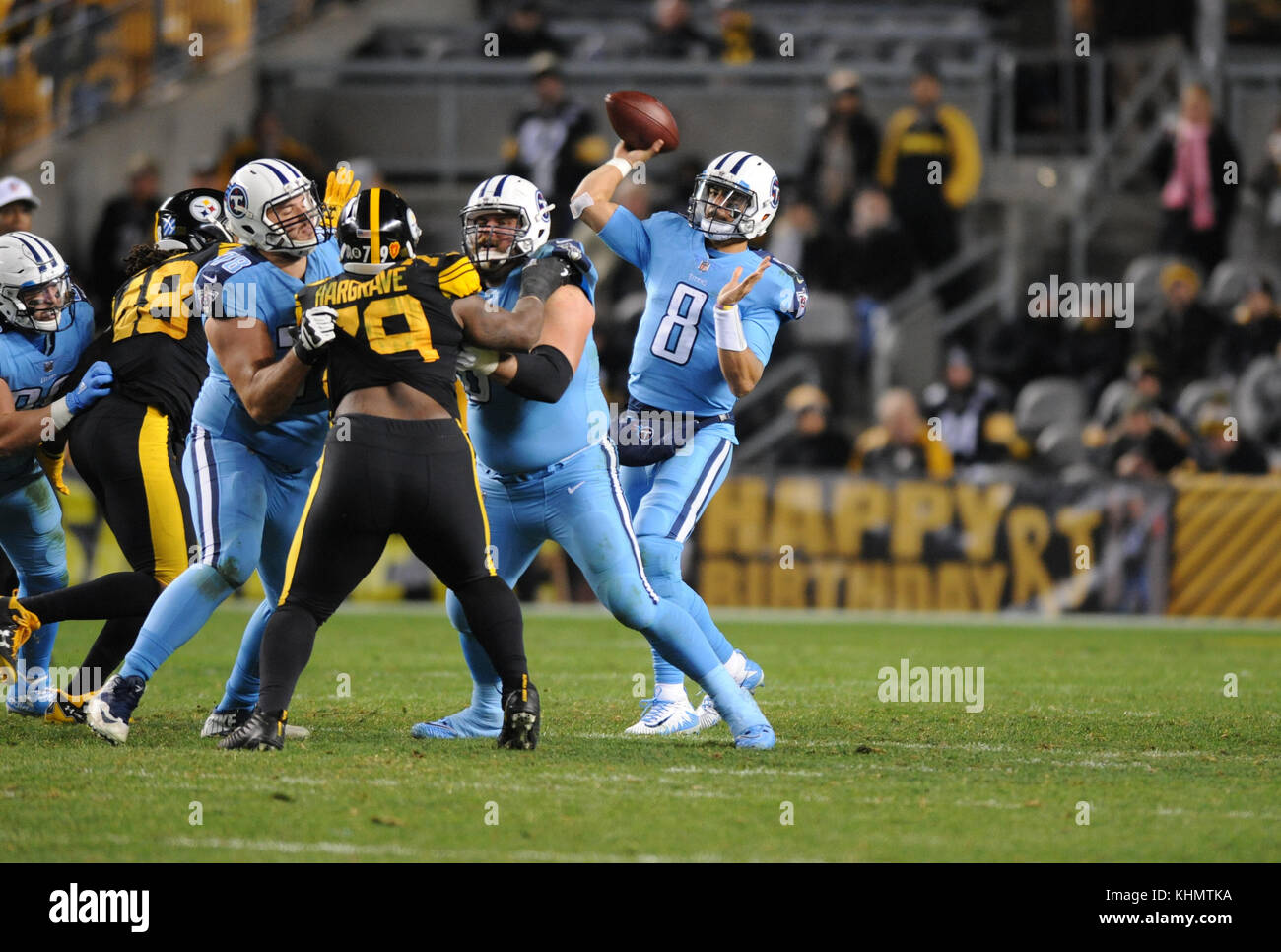 Pittsburgh, PA, USA. 16th Nov, 2017. Titans Marcus Mariota #8 during ...