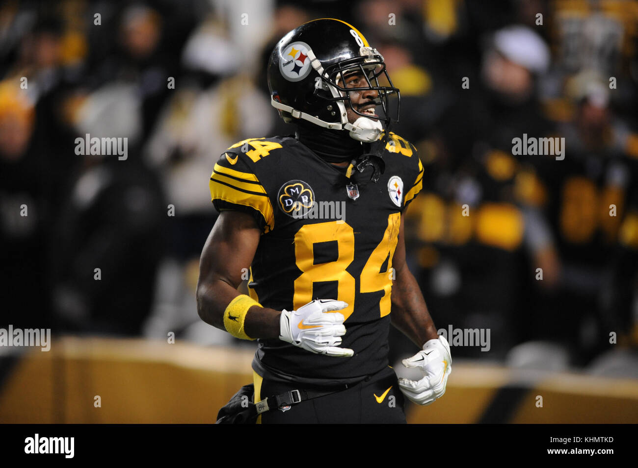 Pittsburgh, PA, USA. 16th Nov, 2017. Steelers Antonio Brown #84 during the Tennessee Titans vs ...