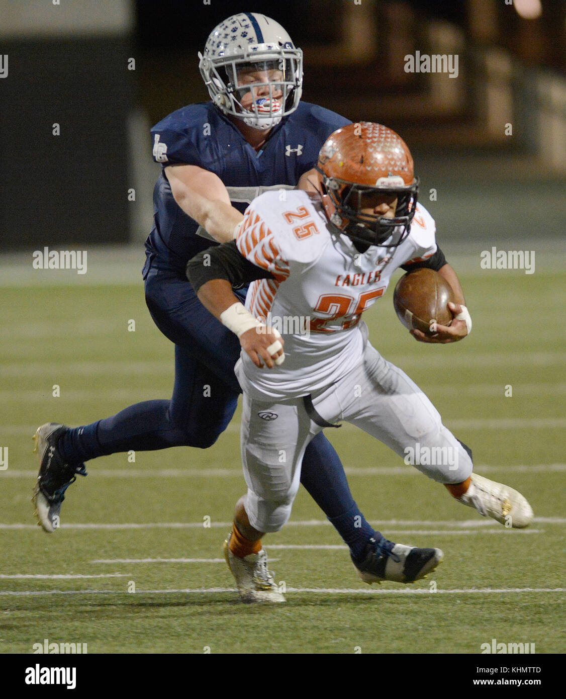 U.S. 17th Nov, 2017. SPORTS -- Eldorado's Richard Gallegos, 25, gets ...