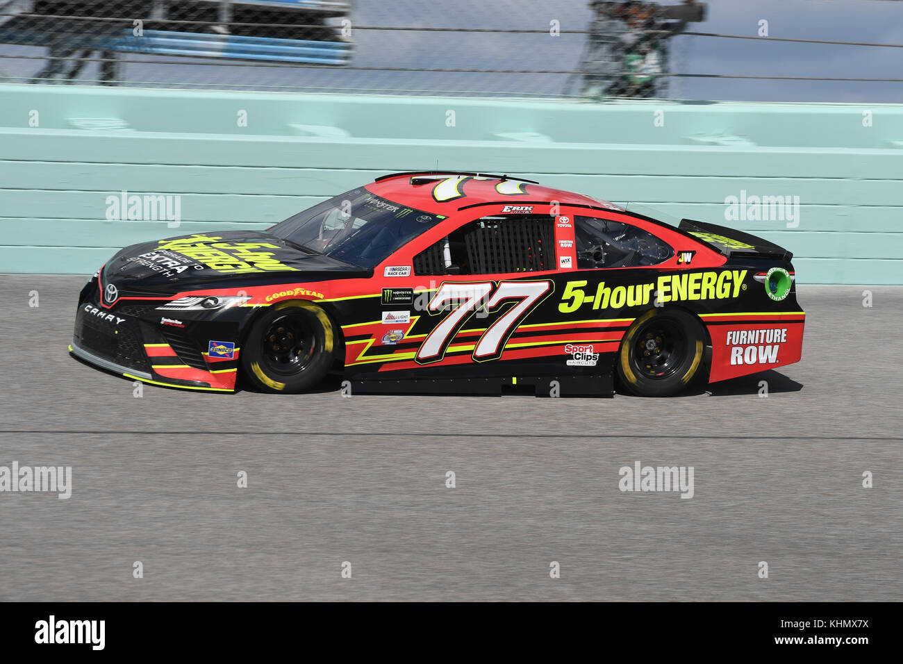 Homestead, FL, USA. 17th Nov, 2017. Erik Jones practices for the ...