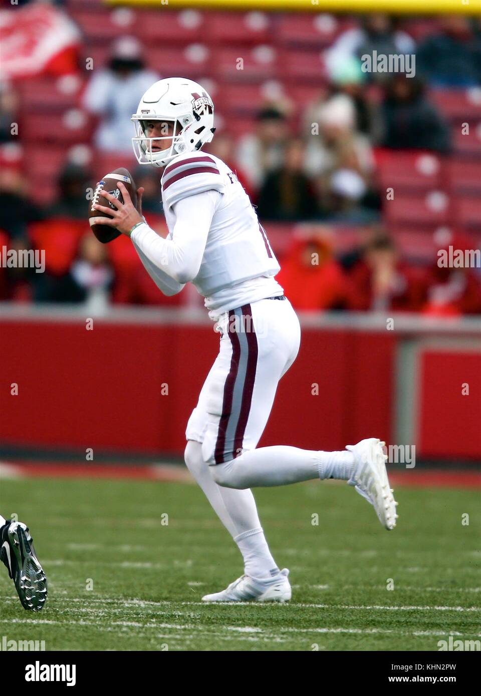 Nov 18, 2017: Bulldog QB Nick Fitzgerald #7 rolls out of the pocket ...